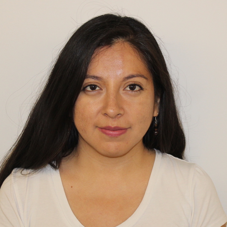 Mirella Flores - ISI